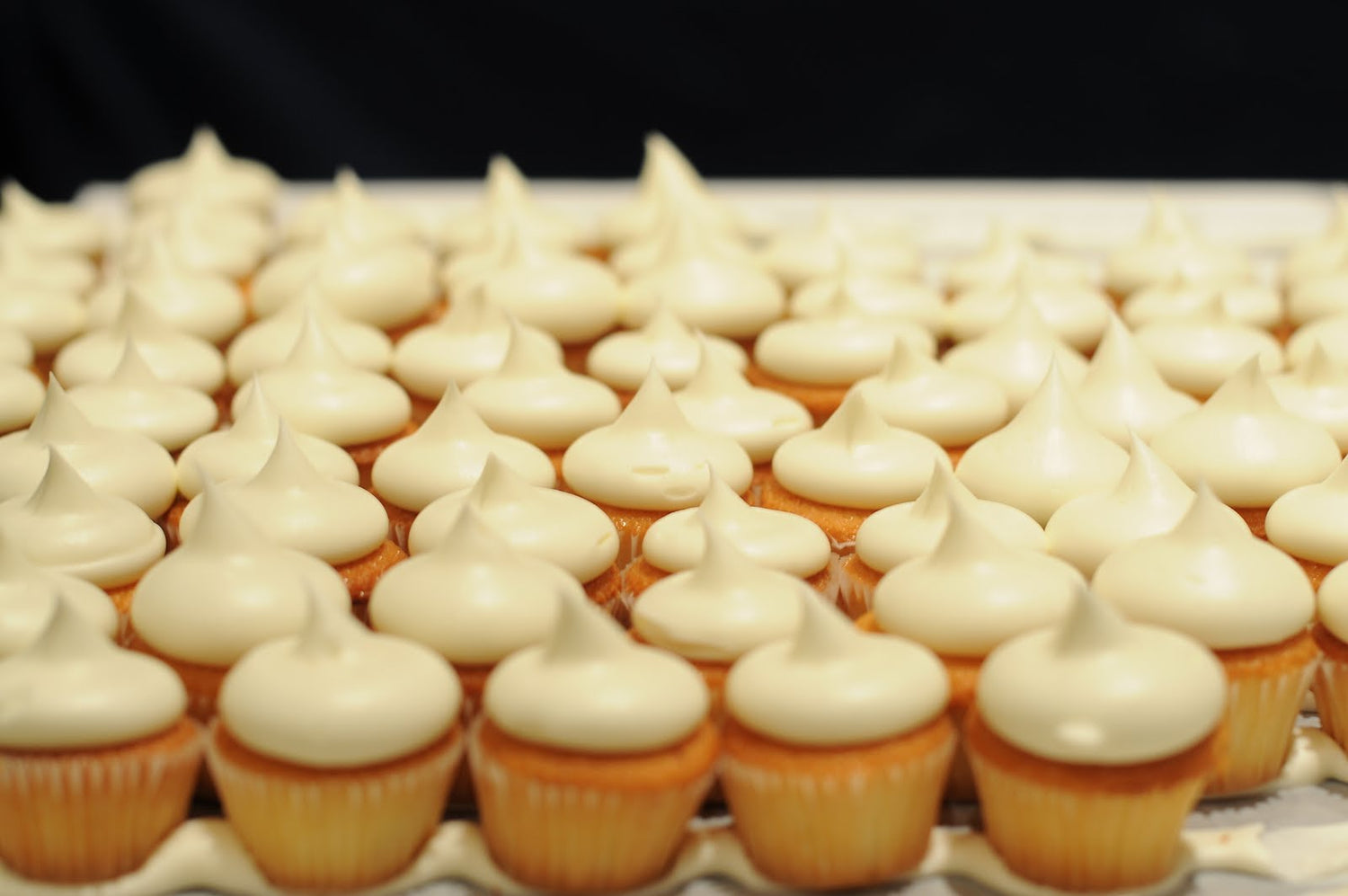 Premium Wedding Cakes & Custom Cakes | Hansen’s Cakes – Hansen's Cakes