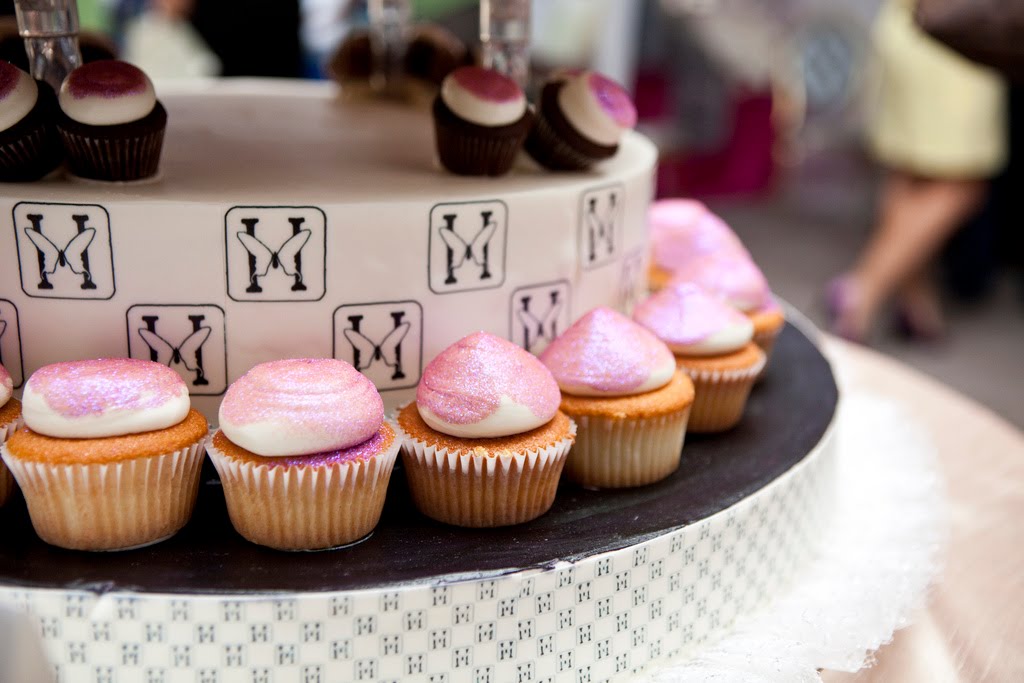 Premium Wedding Cakes & Custom Cakes | Hansen’s Cakes – Hansen's Cakes